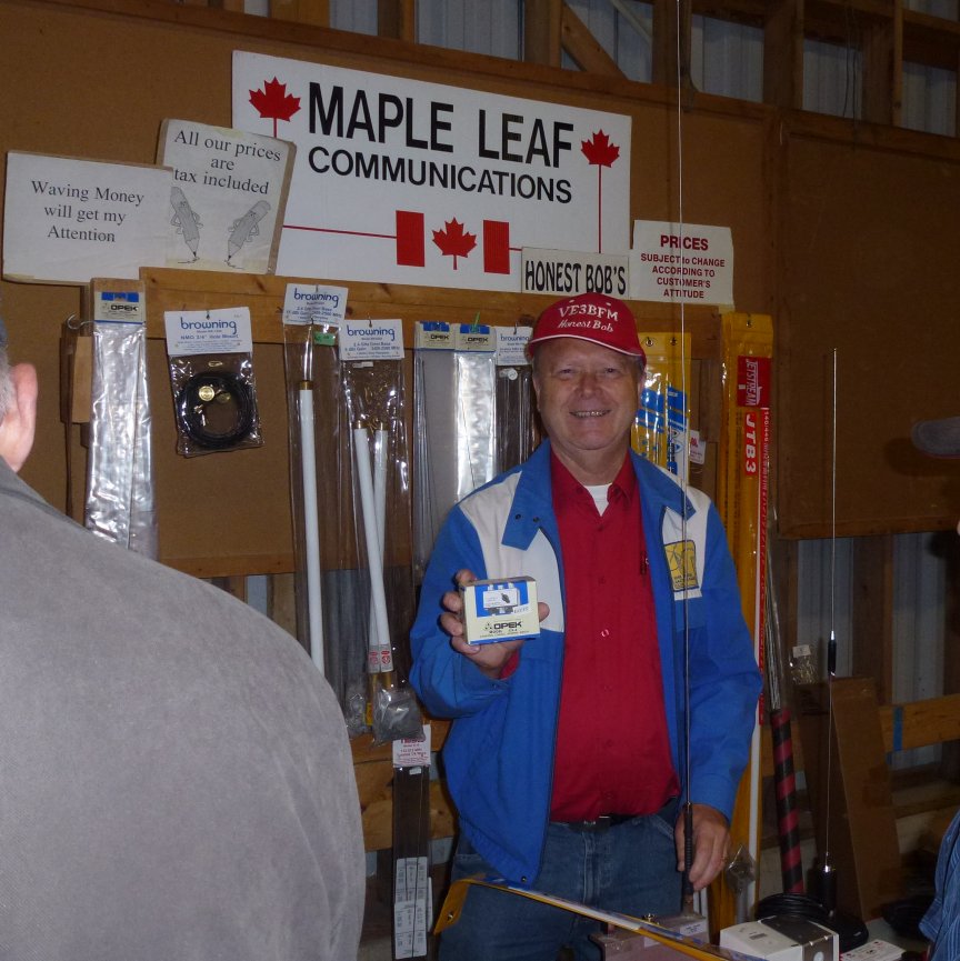 Hamilton Amateur Radio Club Fleamarket 5 Oct 2013